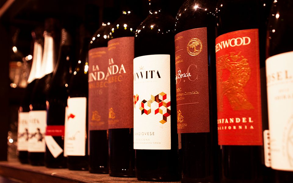 Pre-show drinks: Jim Carter in conversation with Rob Brydon | Kiln Theatre